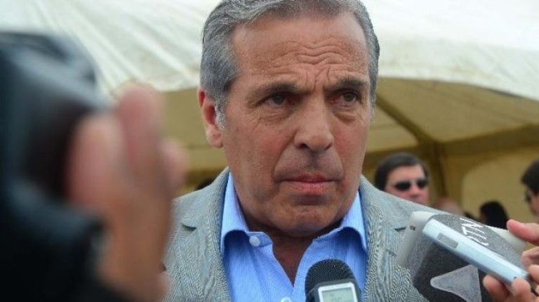 Jorge Sapag, o cómo armar el traje de futuros candidatos | Diariamente ...