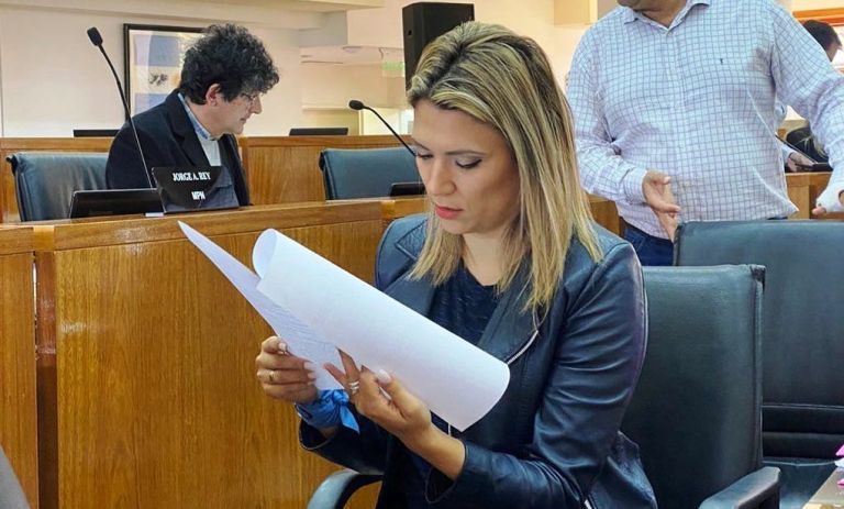 Nuevo respaldo de Nadia Márquez a Figueroa | Diariamente Neuquén ...